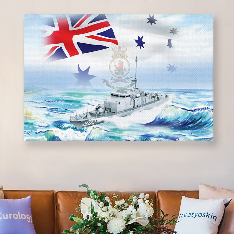 Royal Australian Navy HMAS Fremantle (FCPB 203) Fremantle-class patrol ...