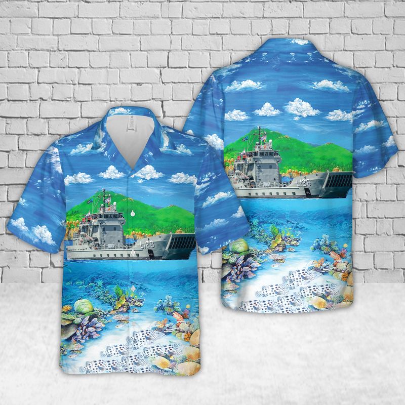 Royal Australian Navy RAN HMAS Labuan (L 128) Balikpapan-class Landing ...